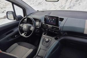 Pelēks Citroen Berlingo 2021 Viļņa, ar dzinēja tilpumu 1.20 L un nobraukumu 120 tūkst. km par 15729 €, foto 13 vietnē AUTOMOTO.COM.LV