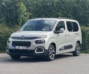 Pelēks Citroen Berlingo 2021 Viļņa, ar dzinēja tilpumu 1.50 L un nobraukumu 145 tūkst. km par 10900 €, foto  vietnē AUTOMOTO.COM.LV