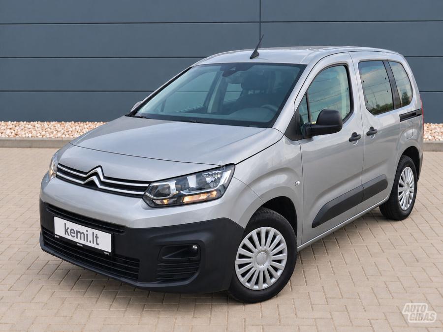 Pelēks Citroen Berlingo 2021 Viļņa, ar dzinēja tilpumu 1.50 L un nobraukumu 134 tūkst. km par 11550 €, foto 1 vietnē AUTOMOTO.COM.LV