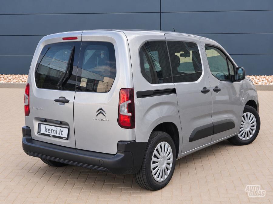 Pelēks Citroen Berlingo 2021 Viļņa, ar dzinēja tilpumu 1.50 L un nobraukumu 134 tūkst. km par 11550 €, foto 3 vietnē AUTOMOTO.COM.LV
