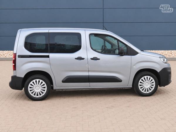 Citroen Berlingo 2021 Viļņa vietnē Pelēks Citroen Berlingo 2021 Viļņa, ar dzinēja tilpumu 1.50 L un nobraukumu 134 tūkst. km par 11550 €, foto 5 vietnē AUTOMOTO.COM.LV