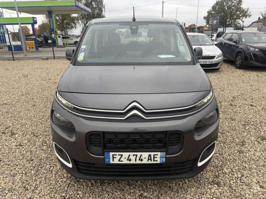 Pelēks Citroen Berlingo 2021 Tauragė, ar dzinēja tilpumu 1.50 L un nobraukumu 200 tūkst. km par 9200 €, foto 3 vietnē AUTOMOTO.COM.LV