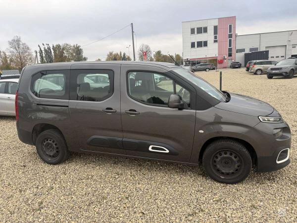 Pelēks Citroen Berlingo 2021 Tauragė, ar dzinēja tilpumu 1.50 L un nobraukumu 200 tūkst. km par 9200 €, foto 5 vietnē AUTOMOTO.COM.LV