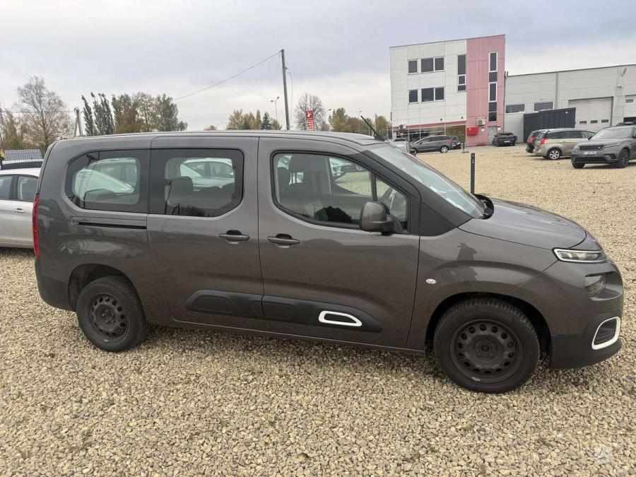 Pelēks Citroen Berlingo 2021 Tauragė, ar dzinēja tilpumu 1.50 L un nobraukumu 200 tūkst. km par 9200 €, foto 5 vietnē AUTOMOTO.COM.LV