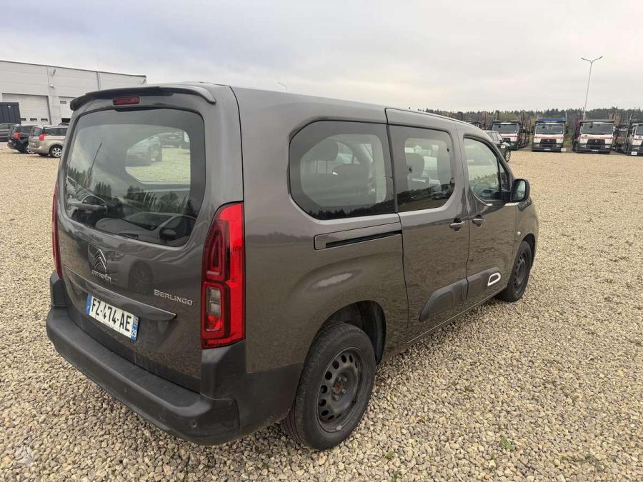 Pelēks Citroen Berlingo 2021 Tauragė, ar dzinēja tilpumu 1.50 L un nobraukumu 200 tūkst. km par 9200 €, foto 6 vietnē AUTOMOTO.COM.LV