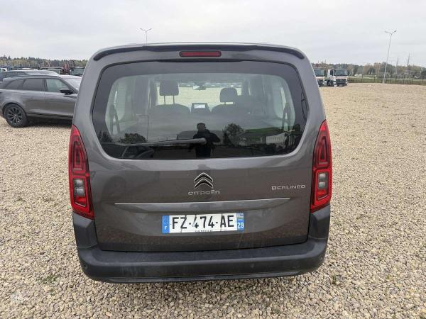 Pelēks Citroen Berlingo 2021 Tauragė, ar dzinēja tilpumu 1.50 L un nobraukumu 200 tūkst. km par 9200 €, foto 7 vietnē AUTOMOTO.COM.LV