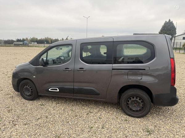 Pelēks Citroen Berlingo 2021 Tauragė, ar dzinēja tilpumu 1.50 L un nobraukumu 200 tūkst. km par 9200 €, foto 9 vietnē AUTOMOTO.COM.LV
