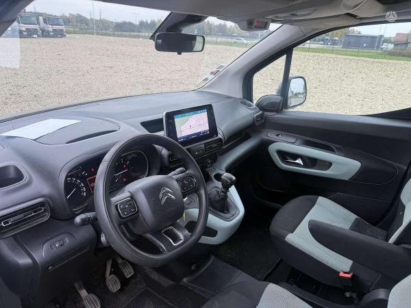 Pelēks Citroen Berlingo 2021 Tauragė, ar dzinēja tilpumu 1.50 L un nobraukumu 200 tūkst. km par 9200 €, foto 10 vietnē AUTOMOTO.COM.LV