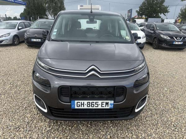Pelēks Citroen Berlingo 2022 Tauragė, ar dzinēja tilpumu 1.50 L un nobraukumu 200 tūkst. km par 10300 €, foto 3 vietnē AUTOMOTO.COM.LV