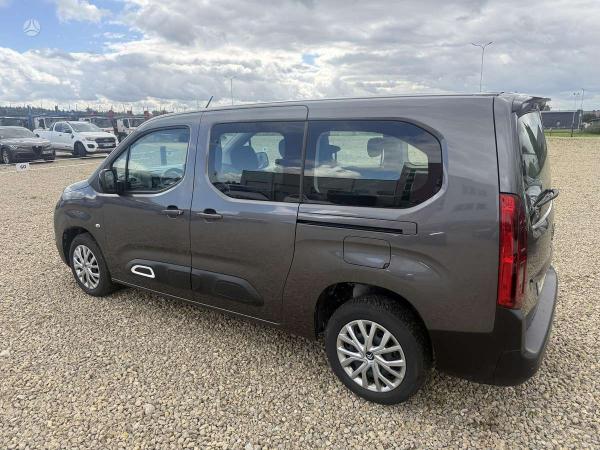 Pelēks Citroen Berlingo 2022 Tauragė, ar dzinēja tilpumu 1.50 L un nobraukumu 200 tūkst. km par 10300 €, foto 9 vietnē AUTOMOTO.COM.LV