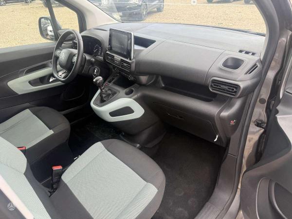 Pelēks Citroen Berlingo 2022 Tauragė, ar dzinēja tilpumu 1.50 L un nobraukumu 200 tūkst. km par 10300 €, foto 11 vietnē AUTOMOTO.COM.LV