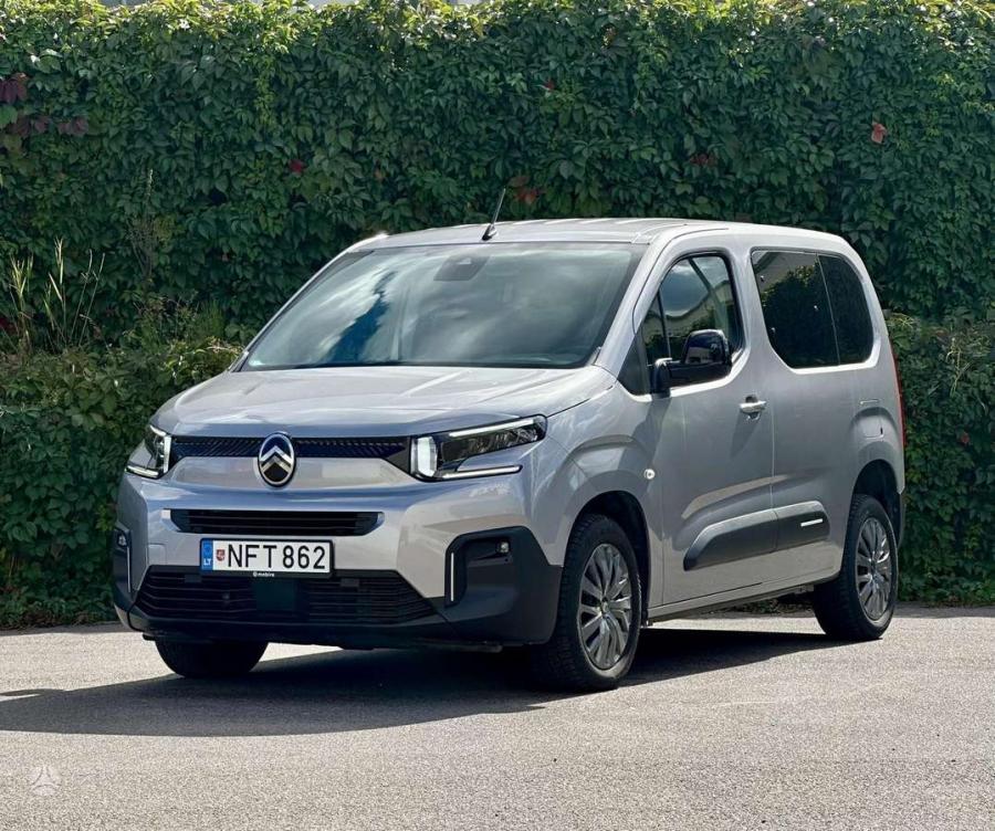 Pelēks Citroen Berlingo 2024 Viļņa, ar dzinēja tilpumu 1.50 L un nobraukumu 34 tūkst. km par 21900 €, foto 1 vietnē AUTOMOTO.COM.LV