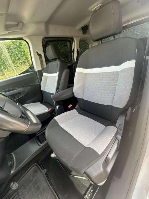 Pelēks Citroen Berlingo 2024 Viļņa, ar dzinēja tilpumu 1.50 L un nobraukumu 34 tūkst. km par 21900 €, foto 7 vietnē AUTOMOTO.COM.LV