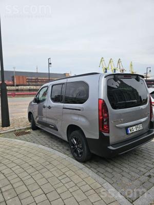 Серый Ситроен Берлинго 2025 в Вентспилс, объемом двигателя 1.50 л и пробегом 21 тыс. км за 26000 €, фото 3 на AUTOMOTO.COM.LV