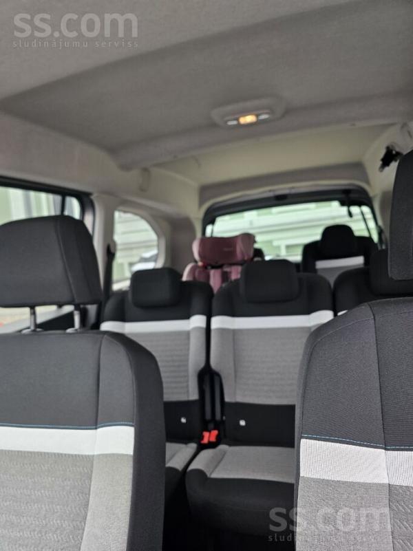 Grey Citroen Berlingo 2025 in Ventspils, with an engine capacity of 1.50 L and mileage of 21 thousand km for 26000 €, photo 4 on AUTOMOTO.COM.LV
