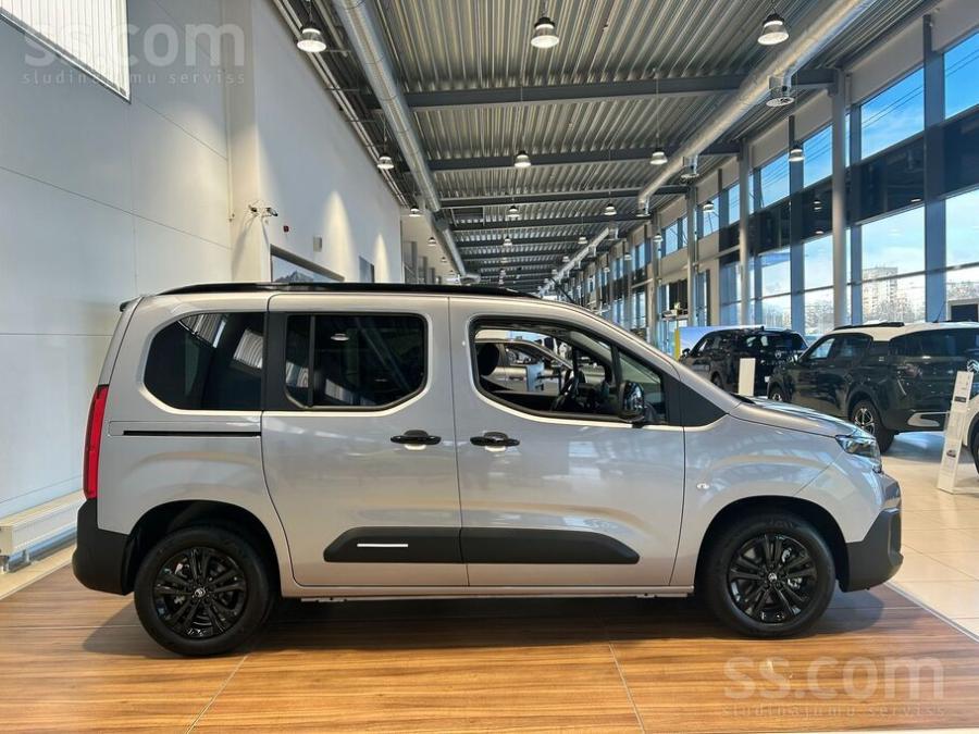 Pelēks Citroen Berlingo 2026 Rīga, ar dzinēja tilpumu 1.50 L un nobraukumu 10 tūkst. km par 33010 €, foto 7 vietnē AUTOMOTO.COM.LV