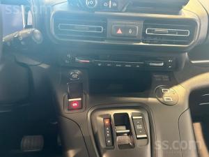Pelēks Citroen Berlingo 2026 Rīga, ar dzinēja tilpumu 1.50 L un nobraukumu 10 tūkst. km par 33010 €, foto 10 vietnē AUTOMOTO.COM.LV