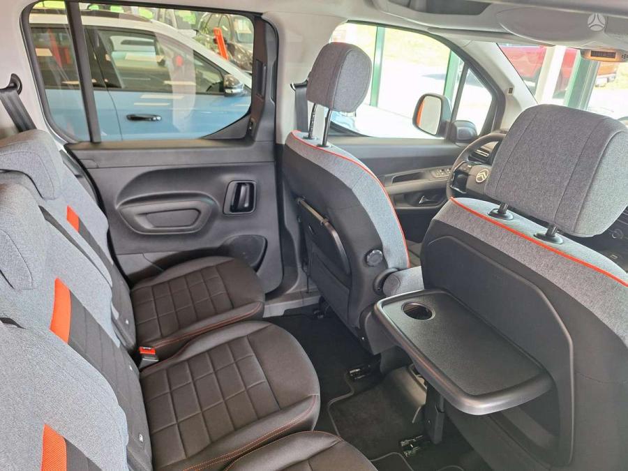Grey Citroen Berlingo 2026 in Vilnius, with an engine capacity of 1.50 L and mileage of 0 thousand km for 33266 €, photo 11 on AUTOMOTO.COM.LV