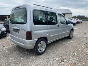 Pelēks Citroen Berlingo 2004 Biržai, ar dzinēja tilpumu 1.97 L un nobraukumu 311 tūkst. km par 2450 €, foto 6 vietnē AUTOMOTO.COM.LV