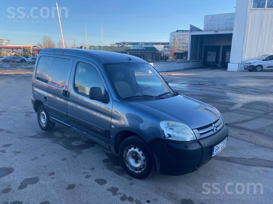 Grey Citroen Berlingo 2006 in Riga, with an engine capacity of 1.90 L and mileage of 402 thousand km for 450 €, photo 5 on AUTOMOTO.COM.LV