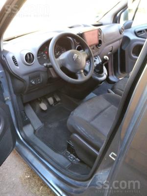 Grey Citroen Berlingo 2008 in Riga, with an engine capacity of 1.60 L and mileage of 205 thousand km for 4850 €, photo 8 on AUTOMOTO.COM.LV
