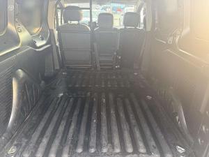 Pelēks Citroen Berlingo 2014 Viļņa, ar dzinēja tilpumu 1.60 L un nobraukumu 231 tūkst. km par 2450 €, foto 8 vietnē AUTOMOTO.COM.LV