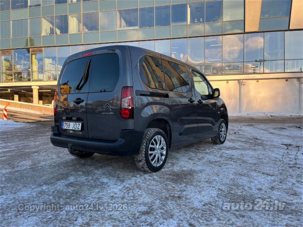 Grey Citroen Berlingo 2021 in Tallinn, with an engine capacity of 1.50 L and mileage of 106 thousand km for 10500 €, photo 4 on AUTOMOTO.COM.LV