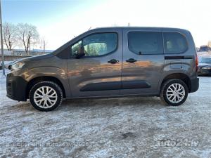 Grey Citroen Berlingo 2021 in Tallinn, with an engine capacity of 1.50 L and mileage of 106 thousand km for 10500 €, photo 15 on AUTOMOTO.COM.LV