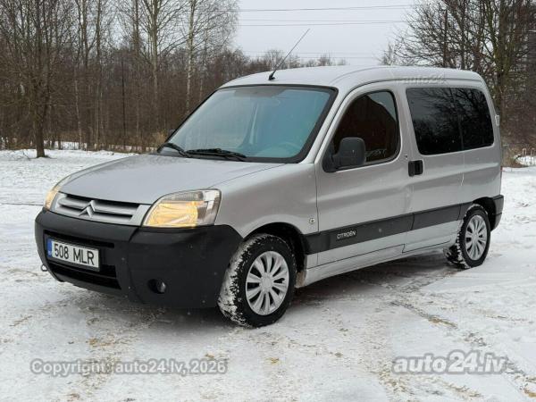 Pelēks Citroen Berlingo 2008 Tallina, ar dzinēja tilpumu 1.60 L un nobraukumu 327 tūkst. km par 1650 €, foto 3 vietnē AUTOMOTO.COM.LV