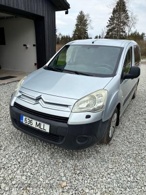 Grey Citroen Berlingo 2008 in Tallinn, with an engine capacity of 1.60 L and mileage of 275 thousand km for 2440 €, photo  on AUTOMOTO.COM.LV