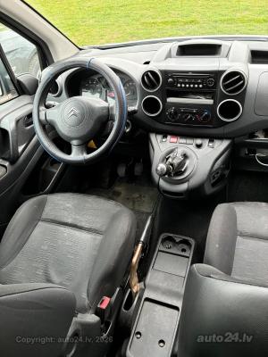 Pelēks Citroen Berlingo 2008 Tallina, ar dzinēja tilpumu 1.60 L un nobraukumu 275 tūkst. km par 2440 €, foto 7 vietnē AUTOMOTO.COM.LV