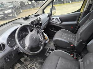 Grey Citroen Berlingo 2008 in Vilnius, with an engine capacity of 1.60 L and mileage of 204 thousand km for 2650 €, photo 10 on AUTOMOTO.COM.LV