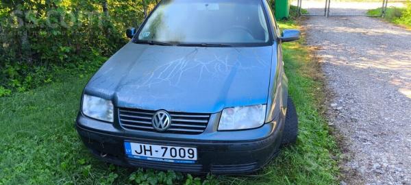 Grey Citroen Berlingo 2009 in Talsi, with an engine capacity of 1.60 L and mileage of 283 thousand km for 900 €, photo 5 on AUTOMOTO.COM.LV