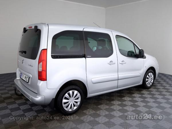 Grey Citroen Berlingo 2010 in Tallinn, with an engine capacity of 1.60 L and mileage of 214 thousand km for 2199 €, photo 3 on AUTOMOTO.COM.LV