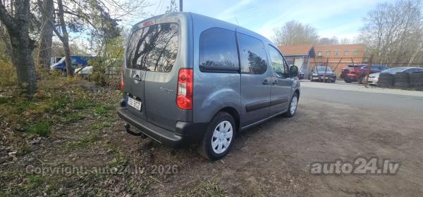 Pelēks Citroen Berlingo 2010 Tallina, ar dzinēja tilpumu 1.60 L un nobraukumu 360 tūkst. km par 2450 €, foto 2 vietnē AUTOMOTO.COM.LV