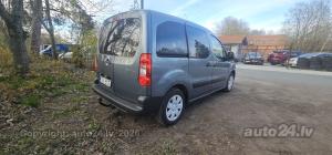 Pelēks Citroen Berlingo 2010 Tallina, ar dzinēja tilpumu 1.60 L un nobraukumu 360 tūkst. km par 2450 €, foto 3 vietnē AUTOMOTO.COM.LV