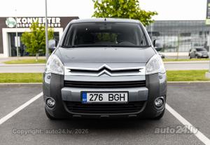Pelēks Citroen Berlingo 2012 Tallina, ar dzinēja tilpumu 1.60 L un nobraukumu 170 tūkst. km par 4999 €, foto 3 vietnē AUTOMOTO.COM.LV