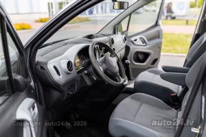 Pelēks Citroen Berlingo 2012 Tallina, ar dzinēja tilpumu 1.60 L un nobraukumu 170 tūkst. km par 4999 €, foto 9 vietnē AUTOMOTO.COM.LV