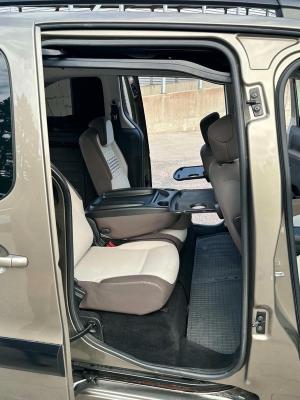 Grey Citroen Berlingo 2012 in Maardu, with an engine capacity of 1.60 L and mileage of 230 thousand km for 3800 €, photo 16 on AUTOMOTO.COM.LV