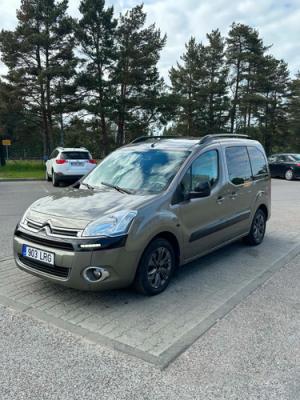 Pelēks Citroen Berlingo 2012 Mardu, ar dzinēja tilpumu 1.60 L un nobraukumu 230 tūkst. km par 3800 €, foto  vietnē AUTOMOTO.COM.LV