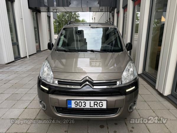 Grey Citroen Berlingo 2012 in Tallinn, with an engine capacity of 1.60 L and mileage of 230 thousand km for 4900 €, photo 3 on AUTOMOTO.COM.LV