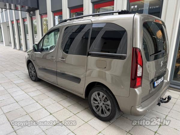 Grey Citroen Berlingo 2012 in Tallinn, with an engine capacity of 1.60 L and mileage of 230 thousand km for 4900 €, photo 8 on AUTOMOTO.COM.LV