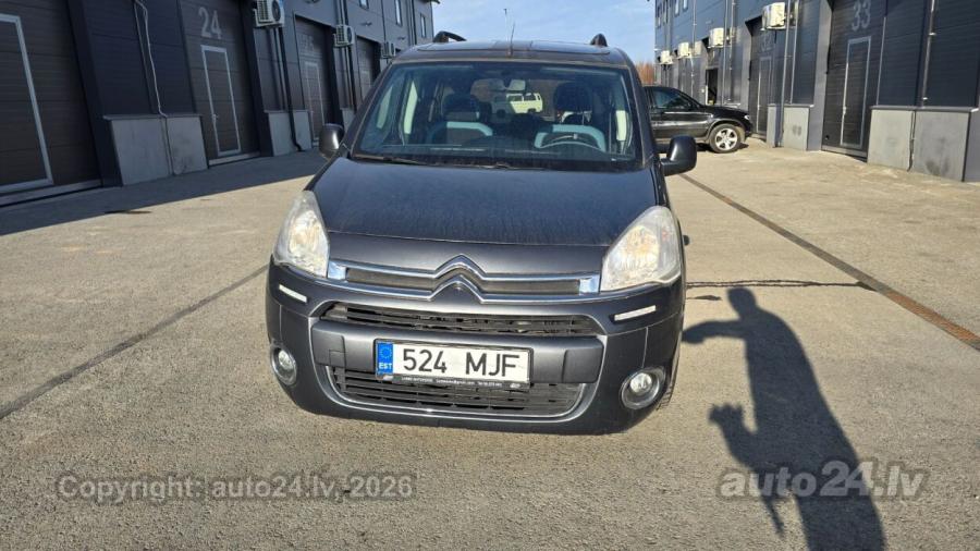 Pelēks Citroen Berlingo 2013 Tallina, ar dzinēja tilpumu 1.60 L un nobraukumu 131 tūkst. km par 5499 €, foto 1 vietnē AUTOMOTO.COM.LV