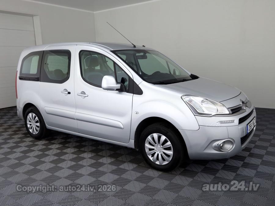 Pelēks Citroen Berlingo 2013 Tallina, ar dzinēja tilpumu 1.60 L un nobraukumu 210 tūkst. km par 2999 €, foto 1 vietnē AUTOMOTO.COM.LV