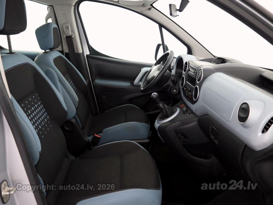 Pelēks Citroen Berlingo 2013 Tallina, ar dzinēja tilpumu 1.60 L un nobraukumu 210 tūkst. km par 2999 €, foto 7 vietnē AUTOMOTO.COM.LV