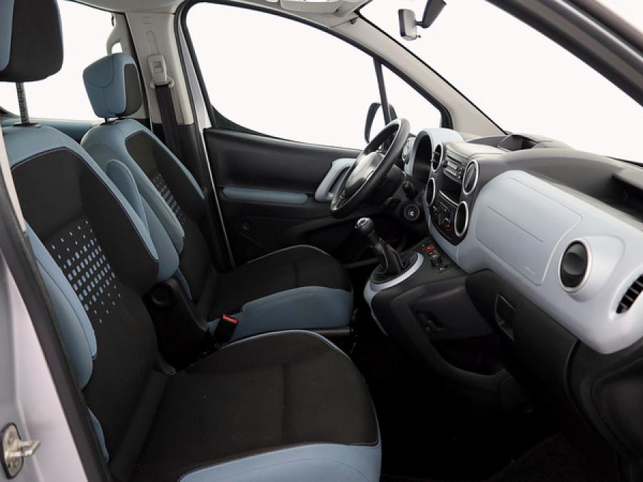 Grey Citroen Berlingo 2013 in Tallinn, with an engine capacity of 1.60 L and mileage of 210 thousand km for 2999 €, photo 7 on AUTOMOTO.COM.LV