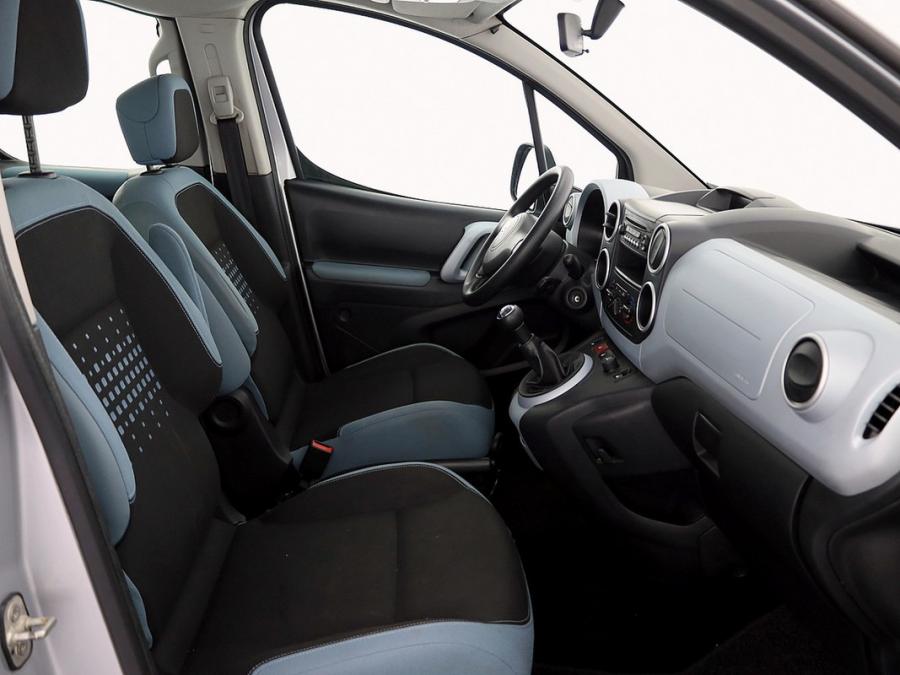 Grey Citroen Berlingo 2013 in Tallinn, with an engine capacity of 1.60 L and mileage of 210 thousand km for 2999 €, photo 14 on AUTOMOTO.COM.LV