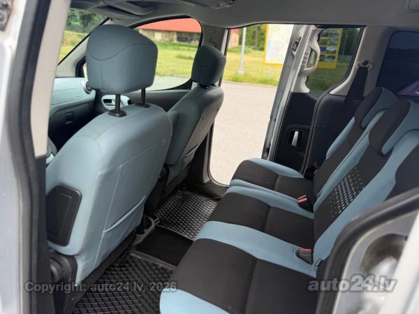 Grey Citroen Berlingo 2014 in Tartu, with an engine capacity of 1.60 L and mileage of 264 thousand km for 3999 €, photo 9 on AUTOMOTO.COM.LV