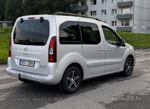 Grey Citroen Berlingo 2014 in Tallinn, with an engine capacity of 1.60 L and mileage of 198 thousand km for 5790 €, photo 4 on AUTOMOTO.COM.LV