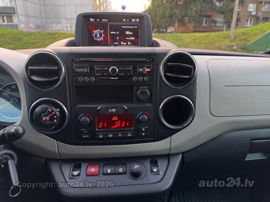 Grey Citroen Berlingo 2014 in Tallinn, with an engine capacity of 1.60 L and mileage of 198 thousand km for 5790 €, photo 17 on AUTOMOTO.COM.LV
